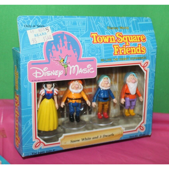 Disney | Toys | Disney Magic Town Square Friends Snow White And Three ...